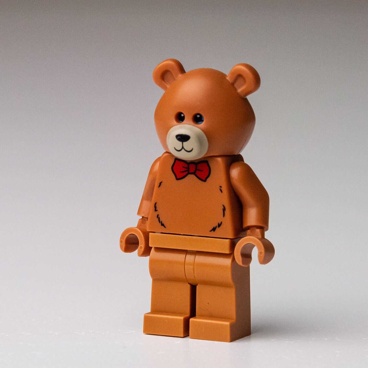 NEW Lego Store BAM Minifgure: Bow Tie Bear Costume (hol240) Blue Queas