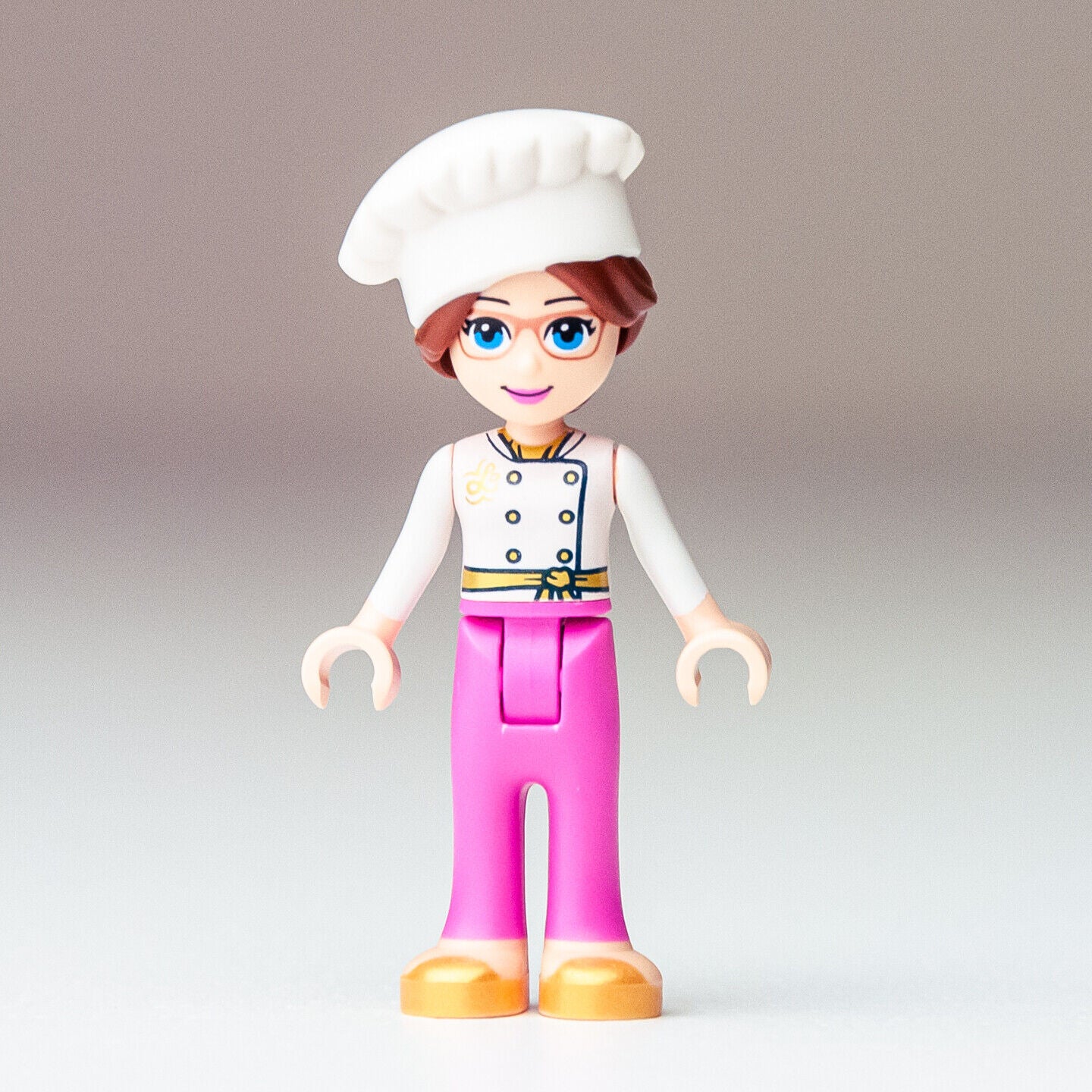 New LEGO Friends Lillie Minifigure - Baking Competition - 41393 (frnd3