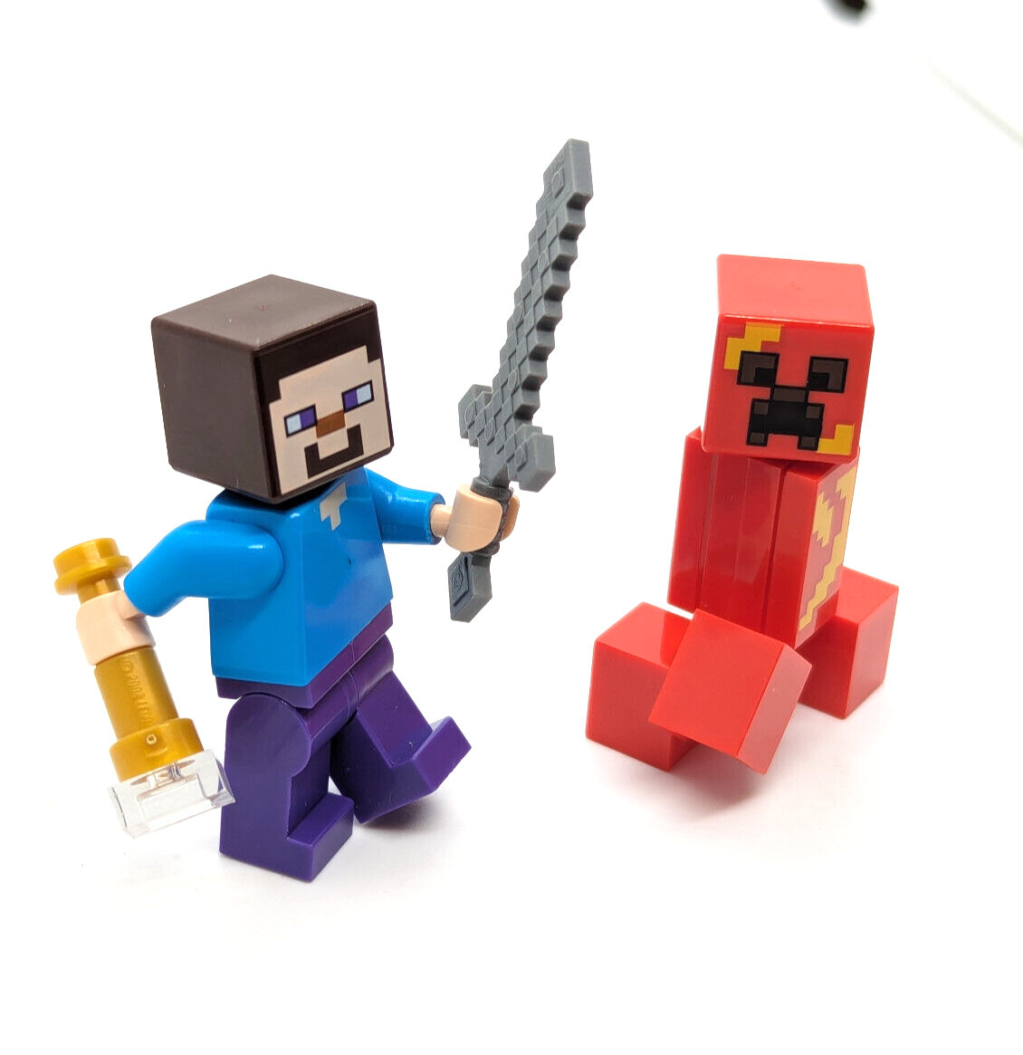 LEGO Minecraft Minifigures - Exploding Creeper (min018) & Steve (min00