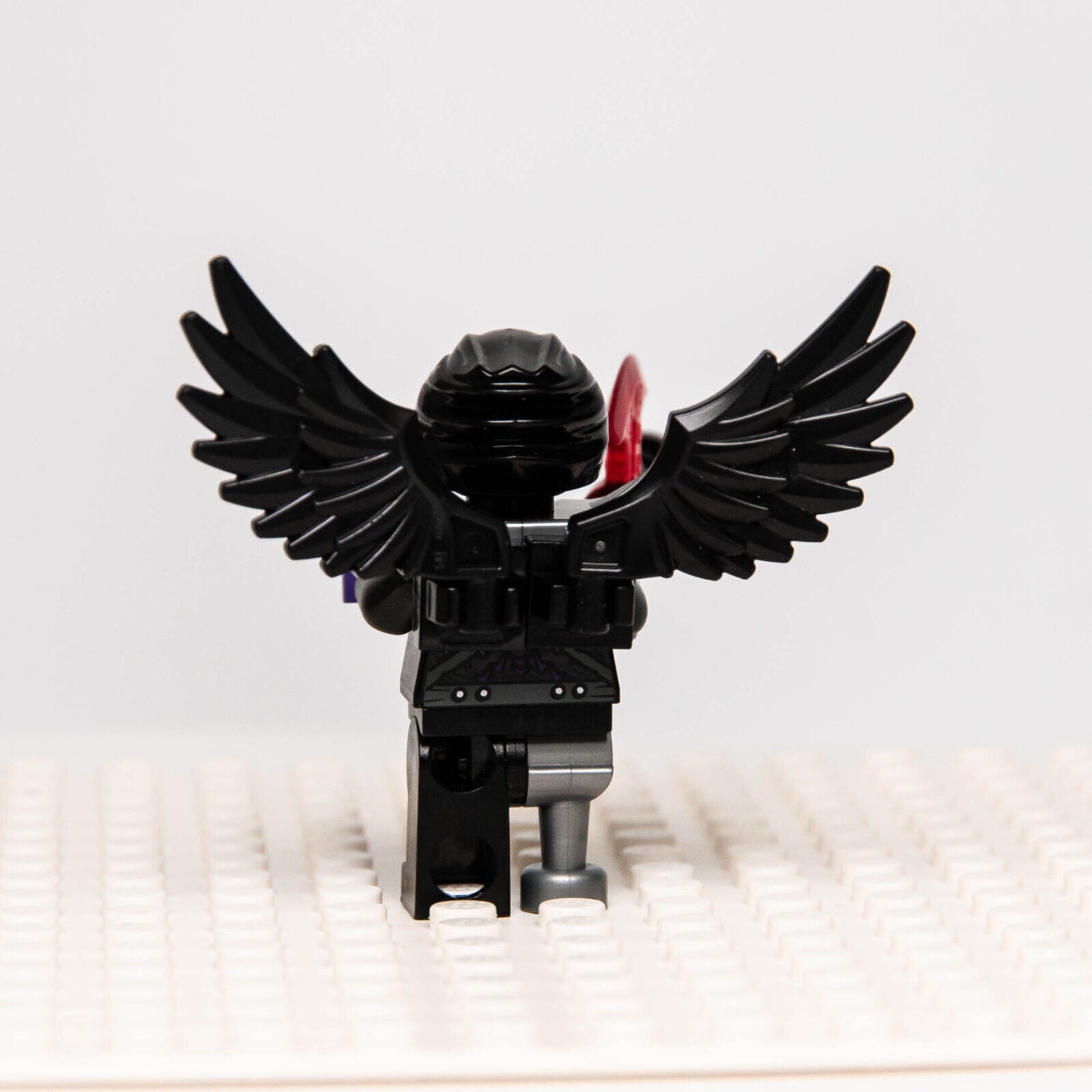 NEW Lego Chima Rizzo Minifigure (loc007) with Weapon