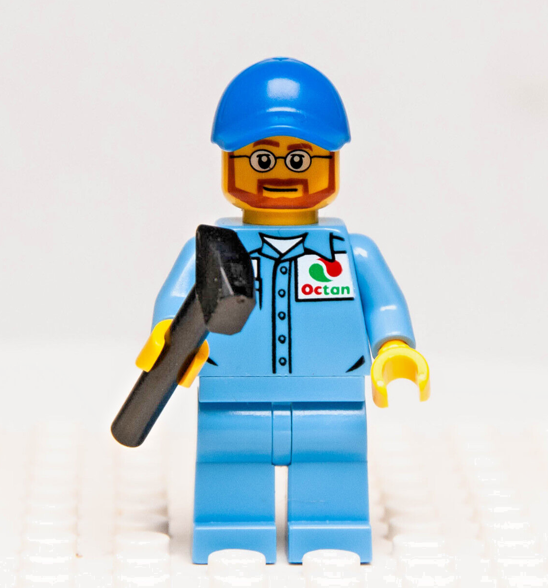 LEGO City Town Octan Minifigure Service Station Employee cty0673 60132