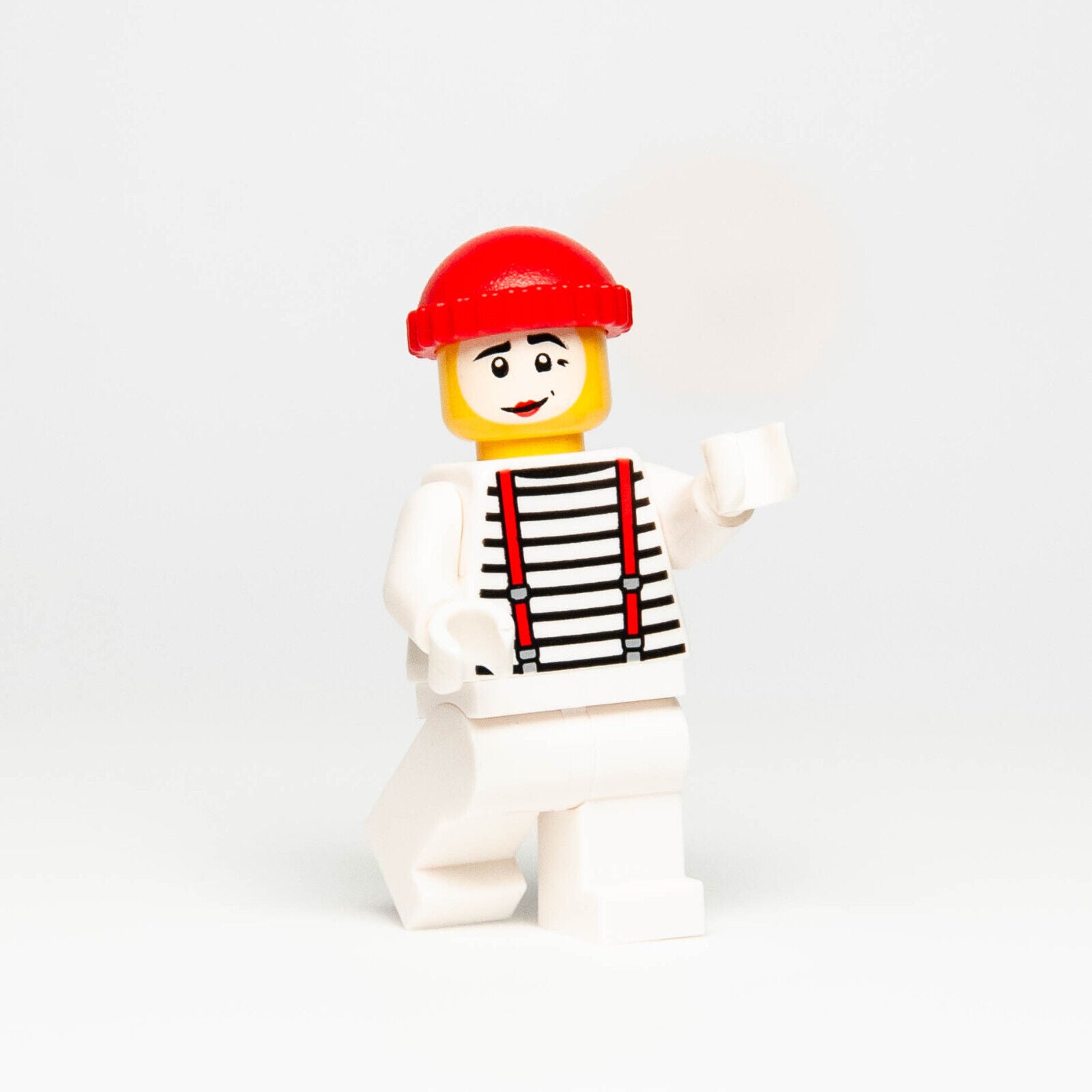 New LEGO 2024 BAM Minifigure - Mime w/ Red Cap, Suspenders & Face Pain