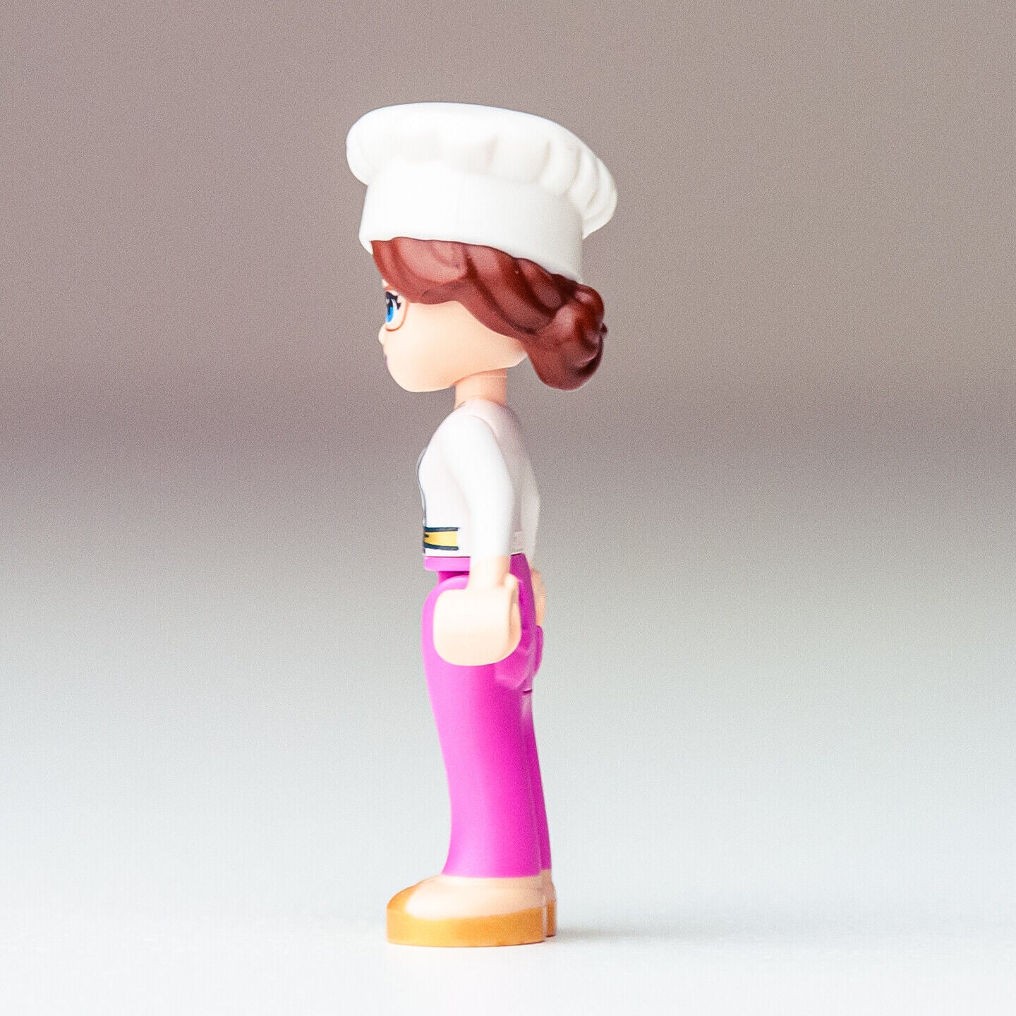 New LEGO Friends Lillie Minifigure - Baking Competition - 41393 (frnd3