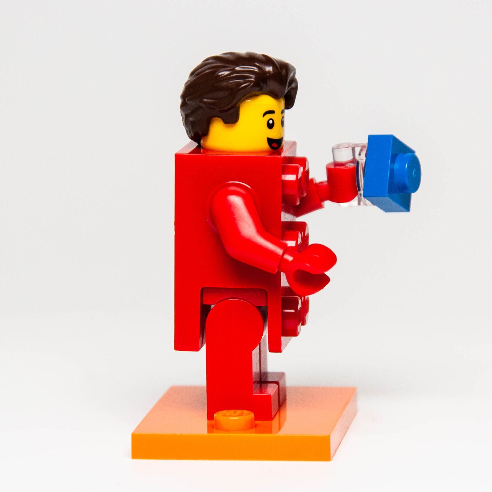 New Lego Series 18 CMF Minifigure - Red Brick Costume Suit Guy (col18-