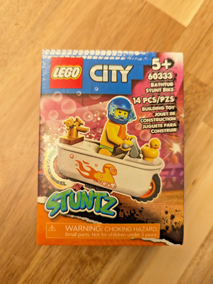 New LEGO CITY: Bathtub Stunt Bike (60333) Sudsy Simon Tub Racer (cty14