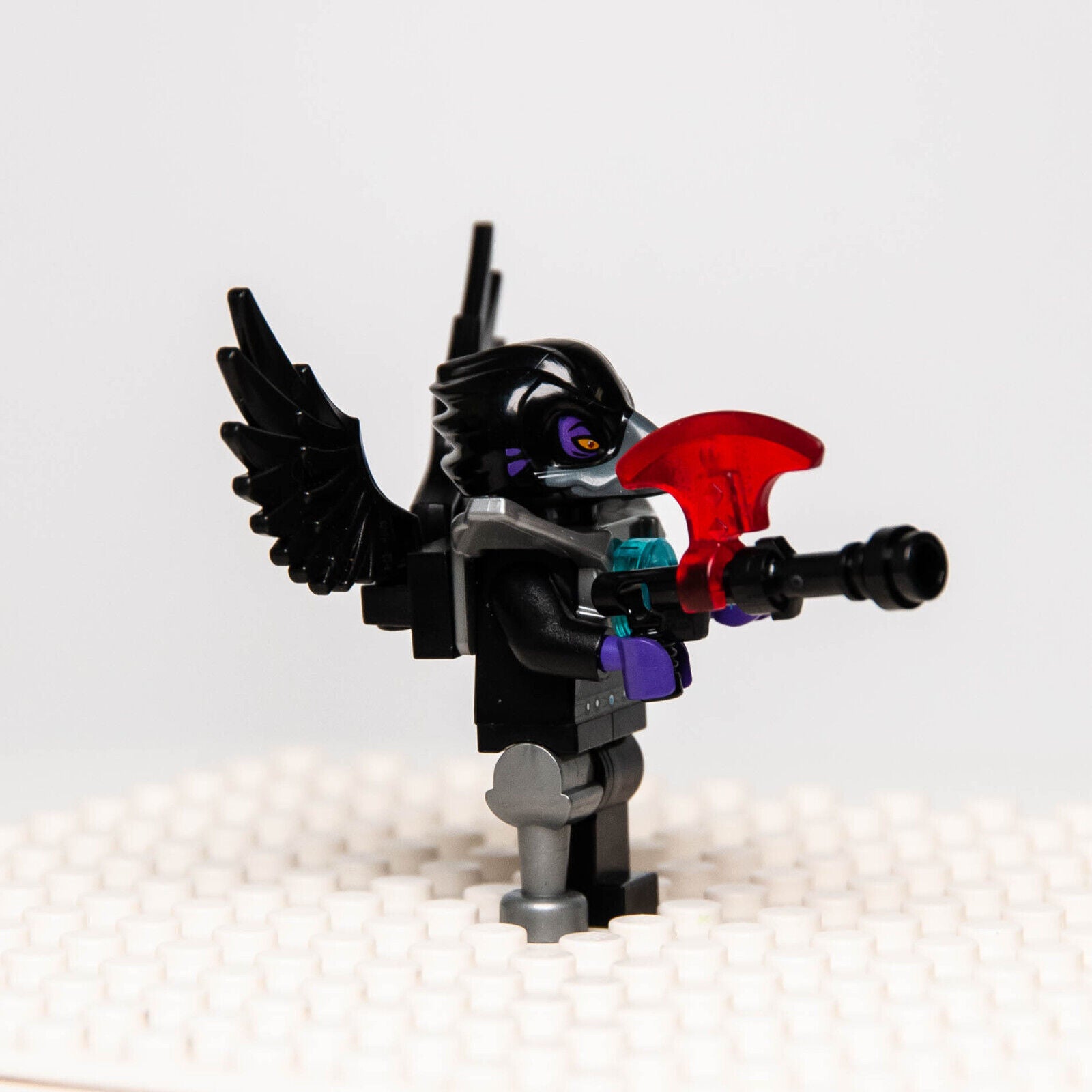 NEW Lego Chima Rizzo Minifigure (loc007) with Weapon