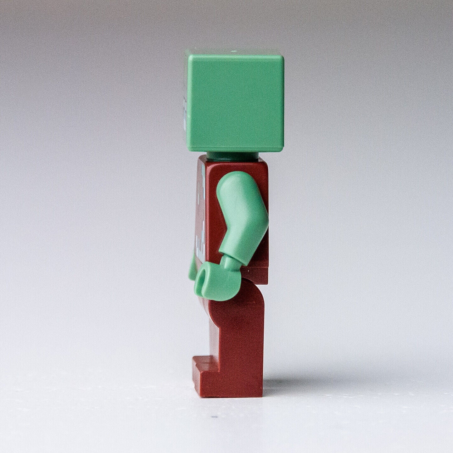 New LEGO Drowned Zombie Minifigure - The Coral Reef - 21164 (min088)