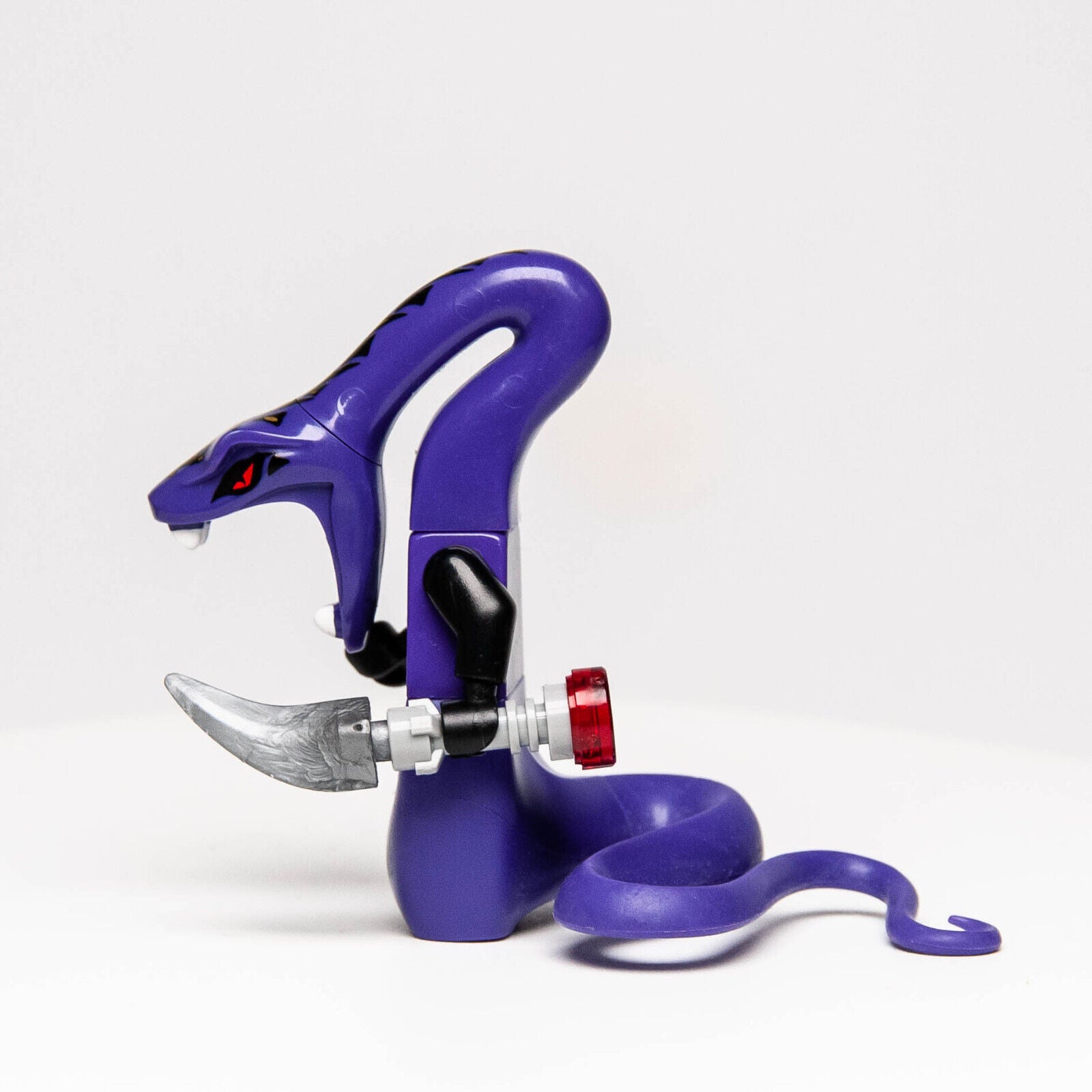 LEGO NInjago Minifigure - Pythor Chumsworth Rise of the Snakes (njo060