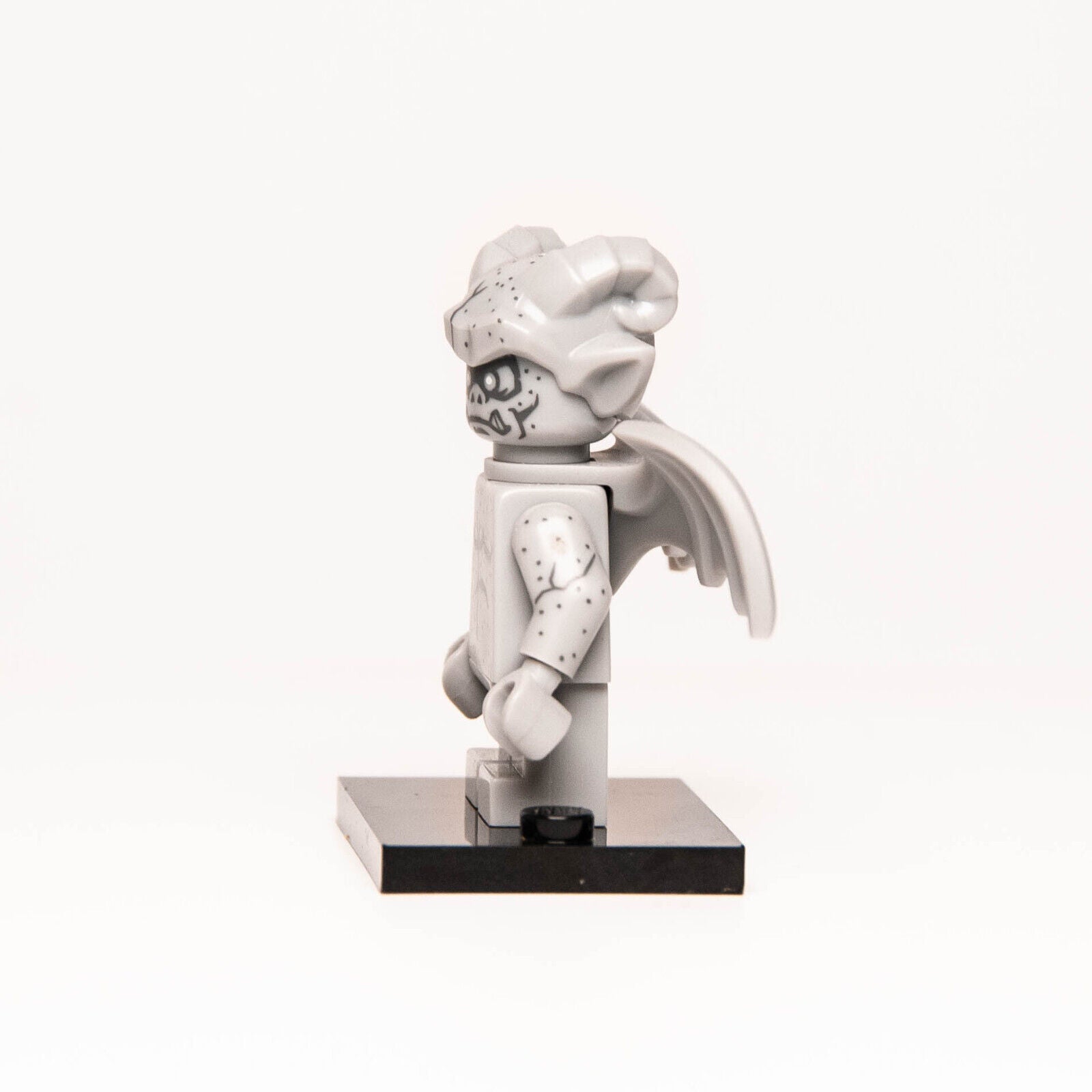 New LEGO Monsters CMF Series 14 Minifigure - Gargoyle (col14-10) 71010