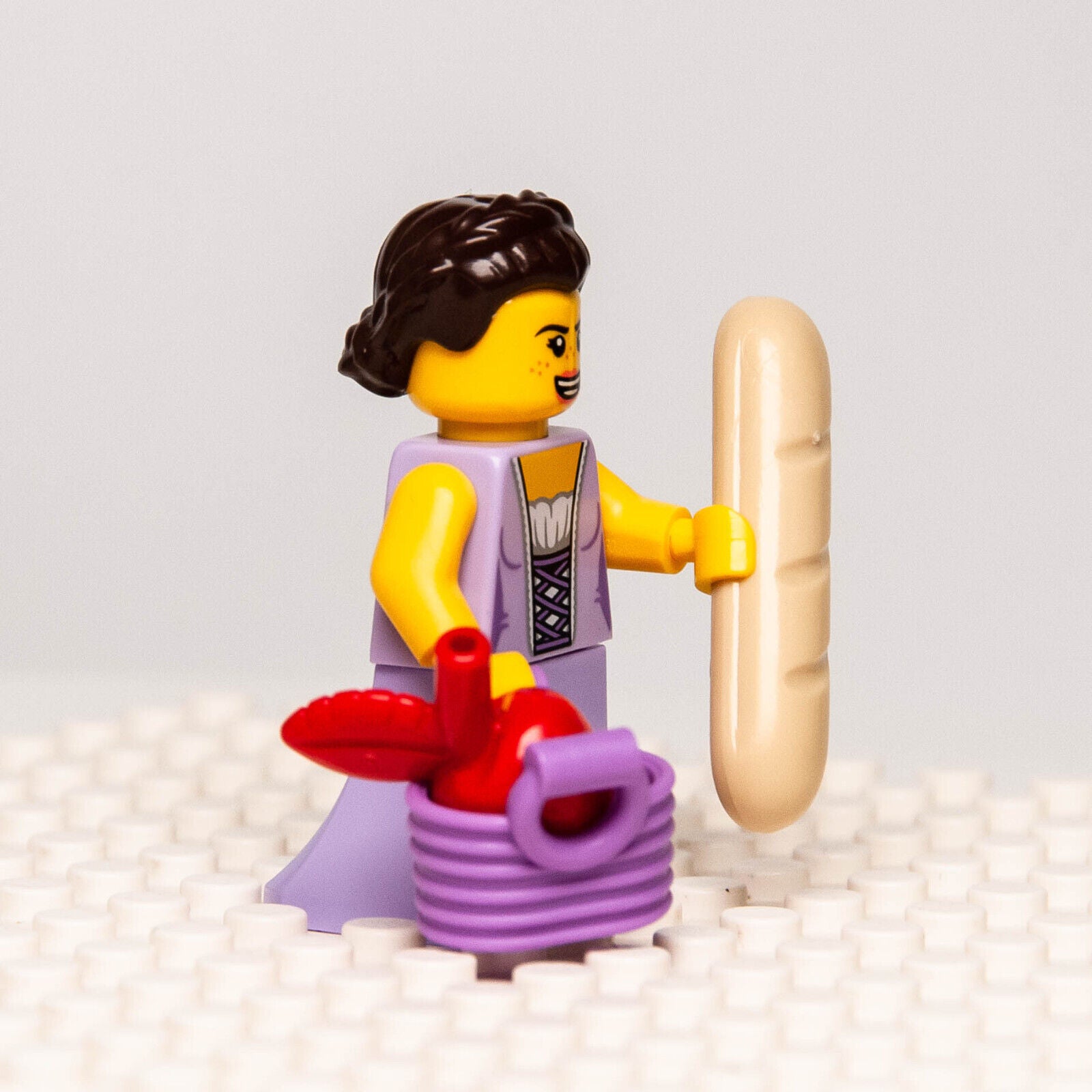 New Lego BAM 2020 Castle Medieval Minifigure - Lavender Corset, Skirt