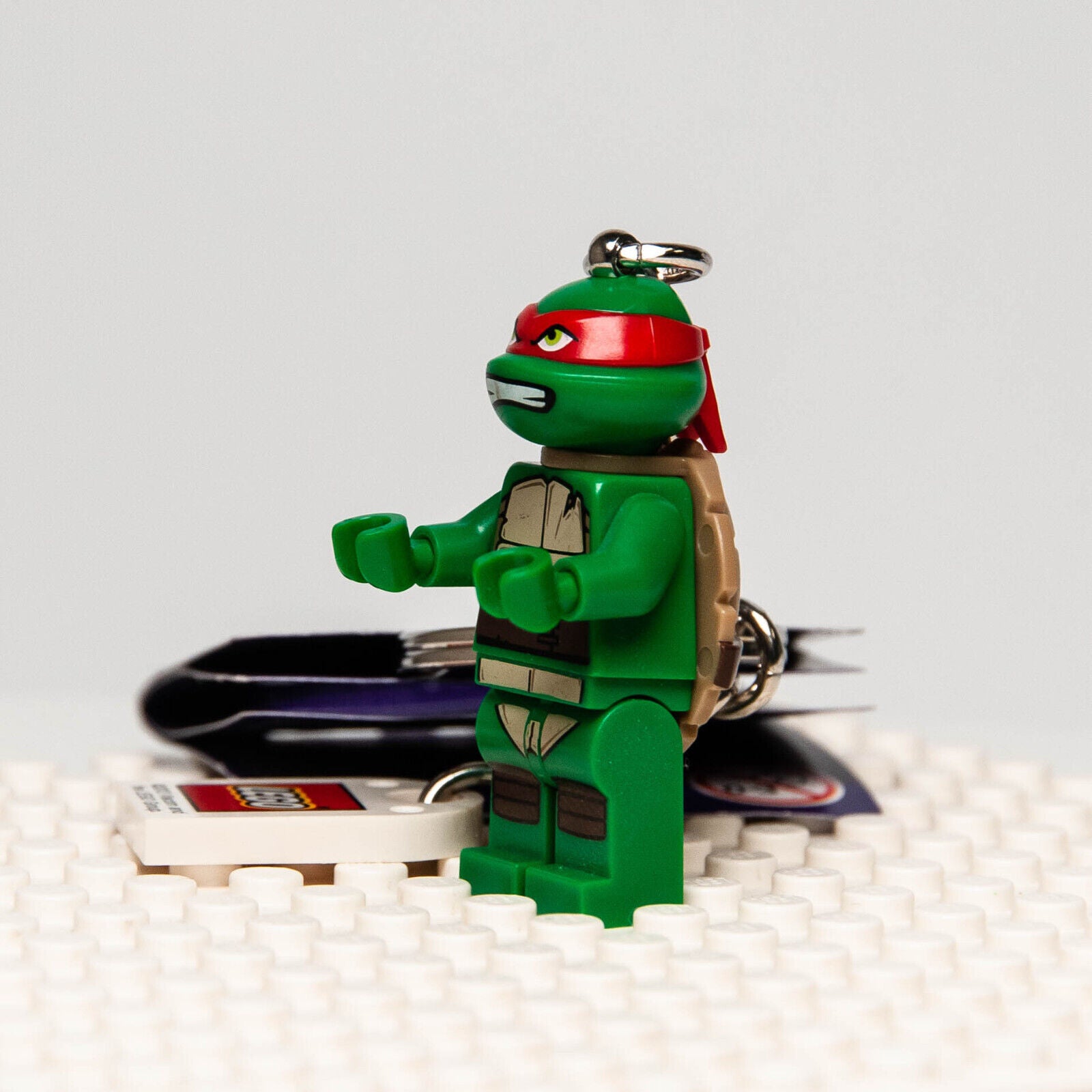 NEW LEGO Minifigure Keychain - Teenage Mutant Ninja Turtles Raphael 85