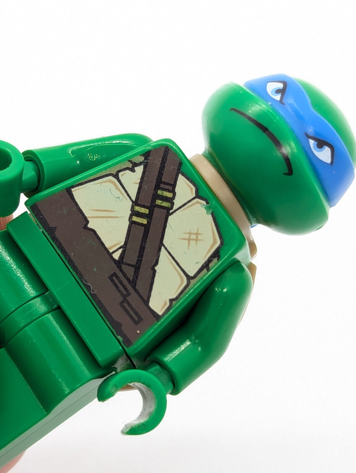 LEGO TMNT Leonardo - Turtle Lair - 10669 (tnt053) Minifigure *Conditio