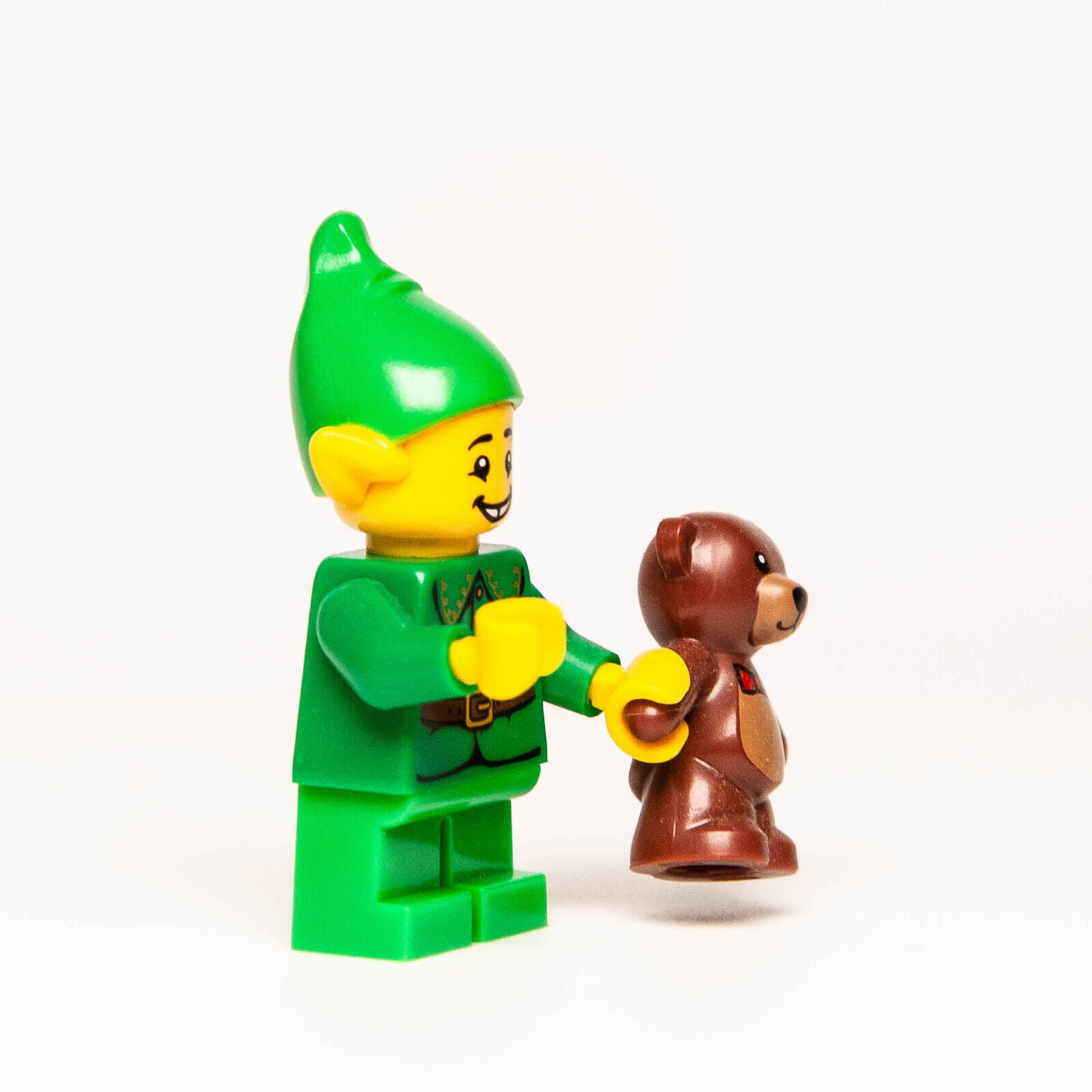 New LEGO CMF Minifigure 71002 Series 11 - Elf (col11-07 Christmas) Bea