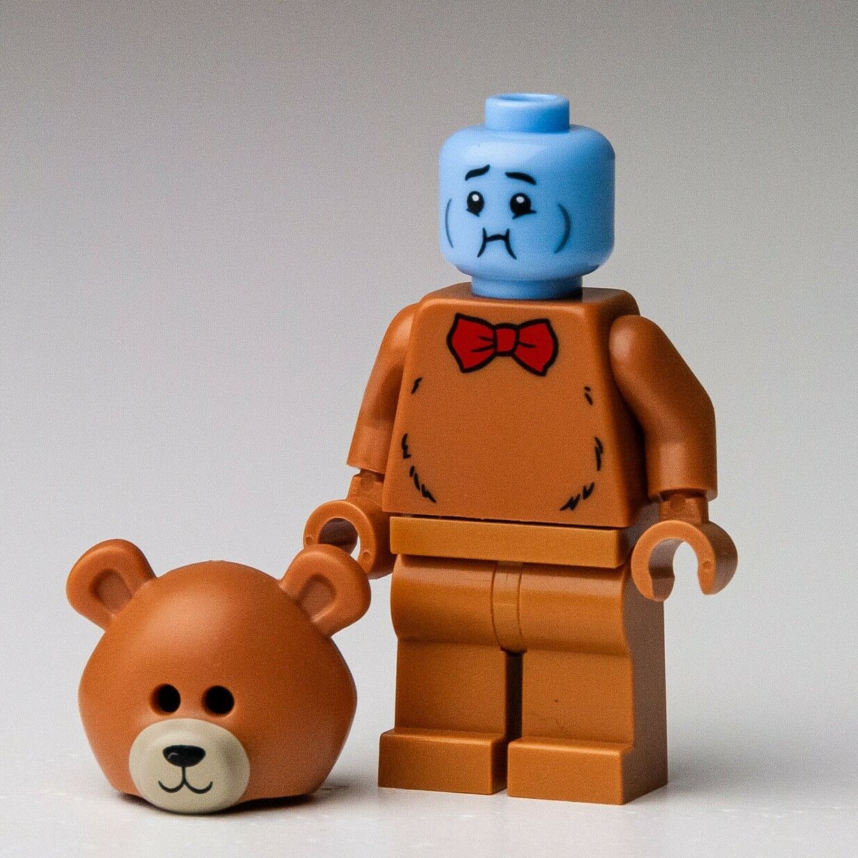NEW Lego Store BAM Minifgure: Bow Tie Bear Costume (hol240) Blue Queas