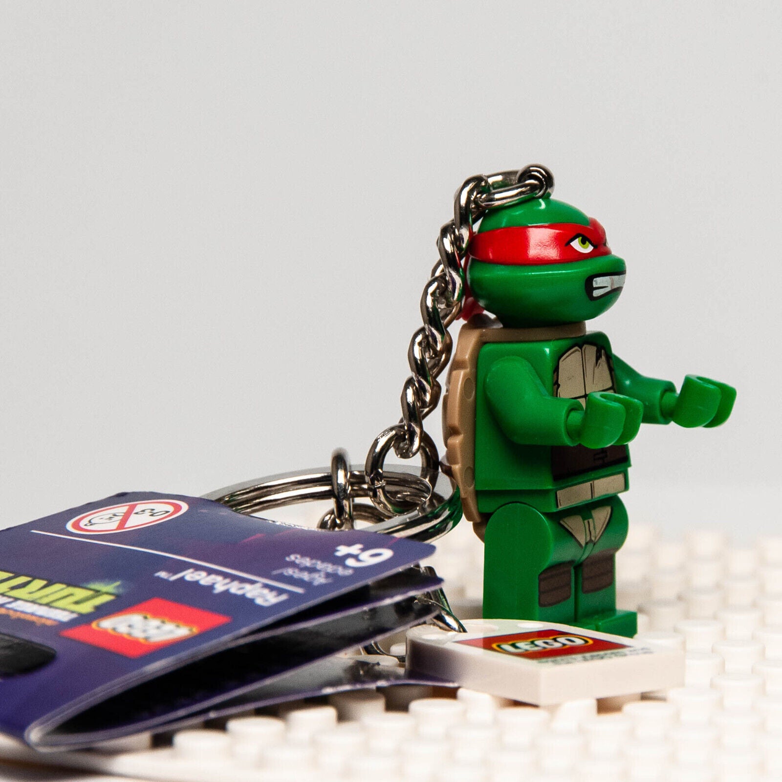 NEW LEGO Minifigure Keychain - Teenage Mutant Ninja Turtles Raphael 85