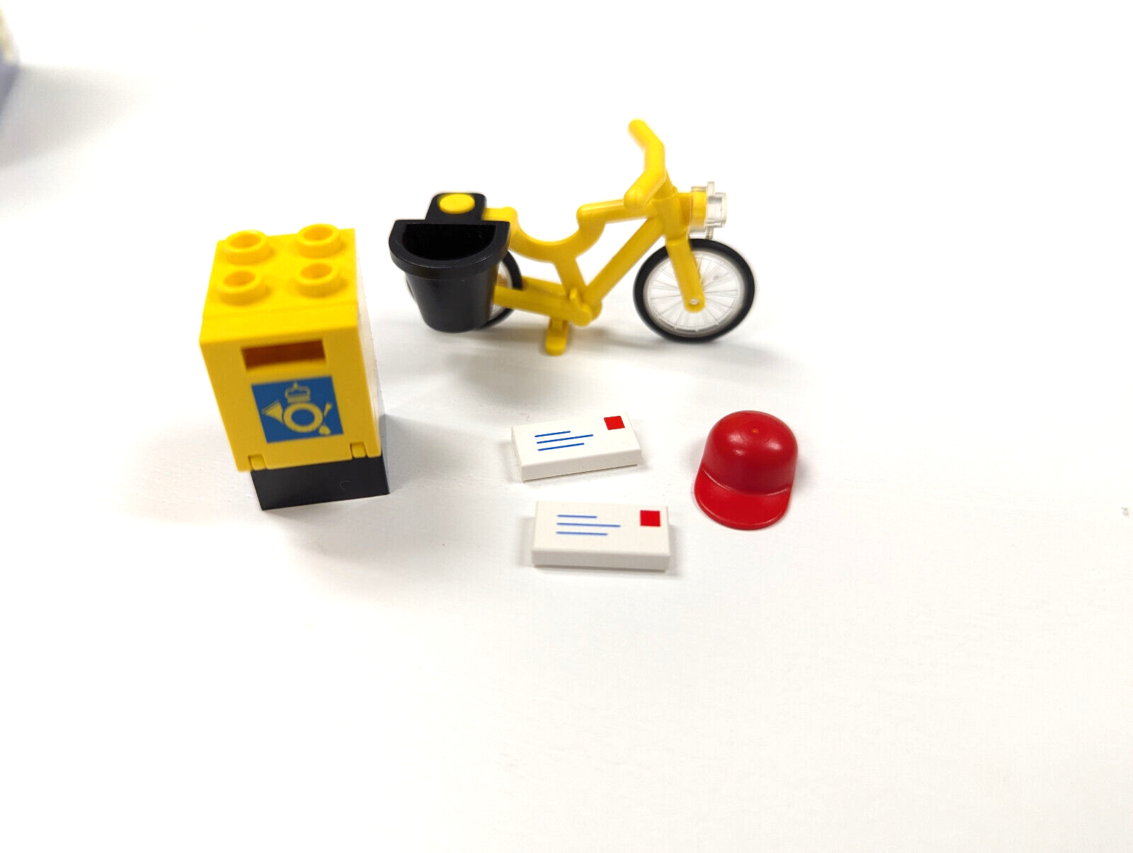 Lego Classic Town 6420 - Mail Carrier Postman - 100% Complete with Box