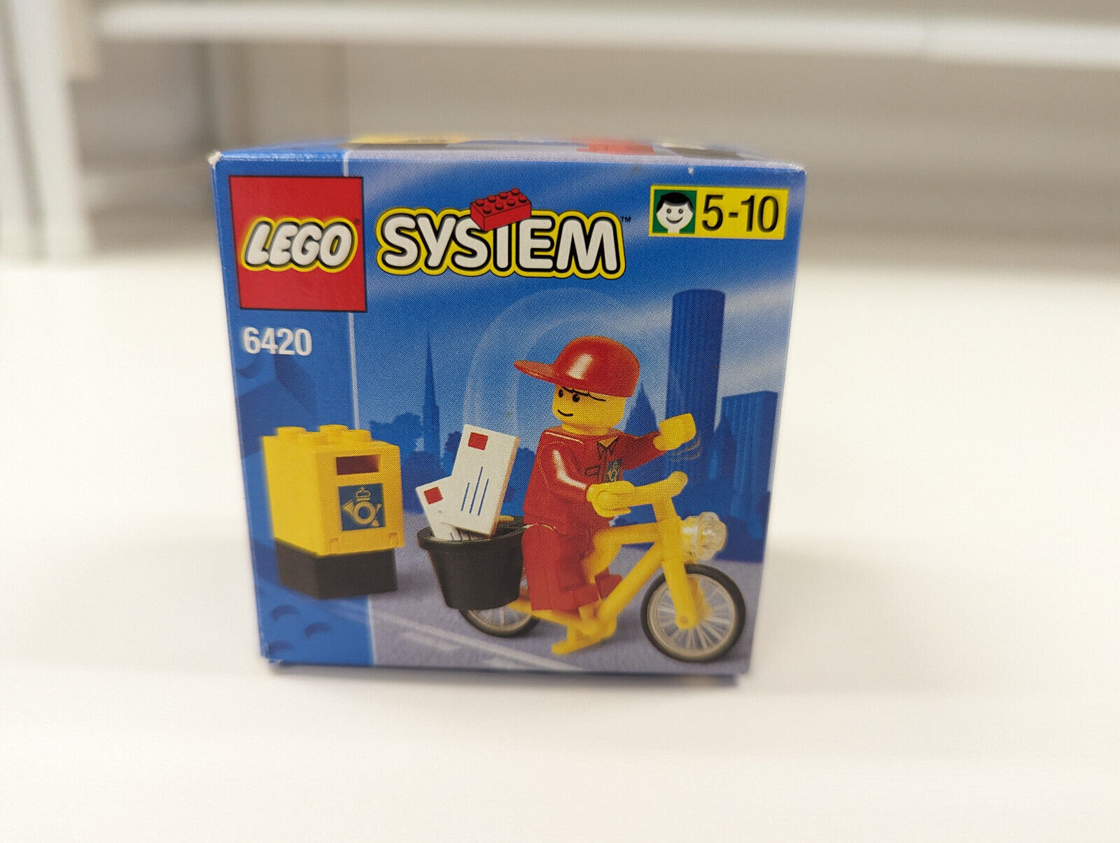Lego Classic Town 6420 - Mail Carrier Postman - 100% Complete with Box