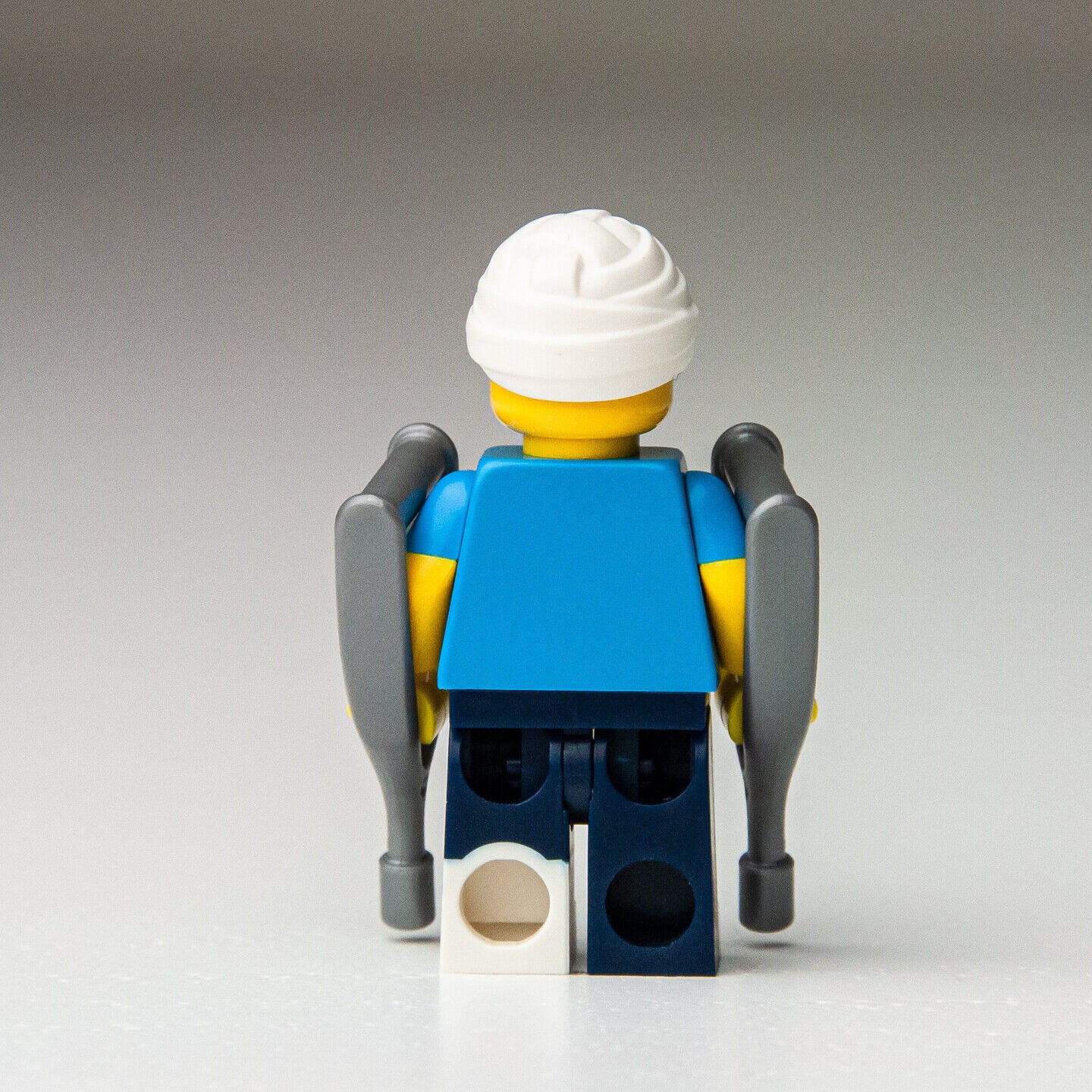 NEW Clumsy Guy - CMF Series 15 - 71011 (col15-4) LEGO Minifigure