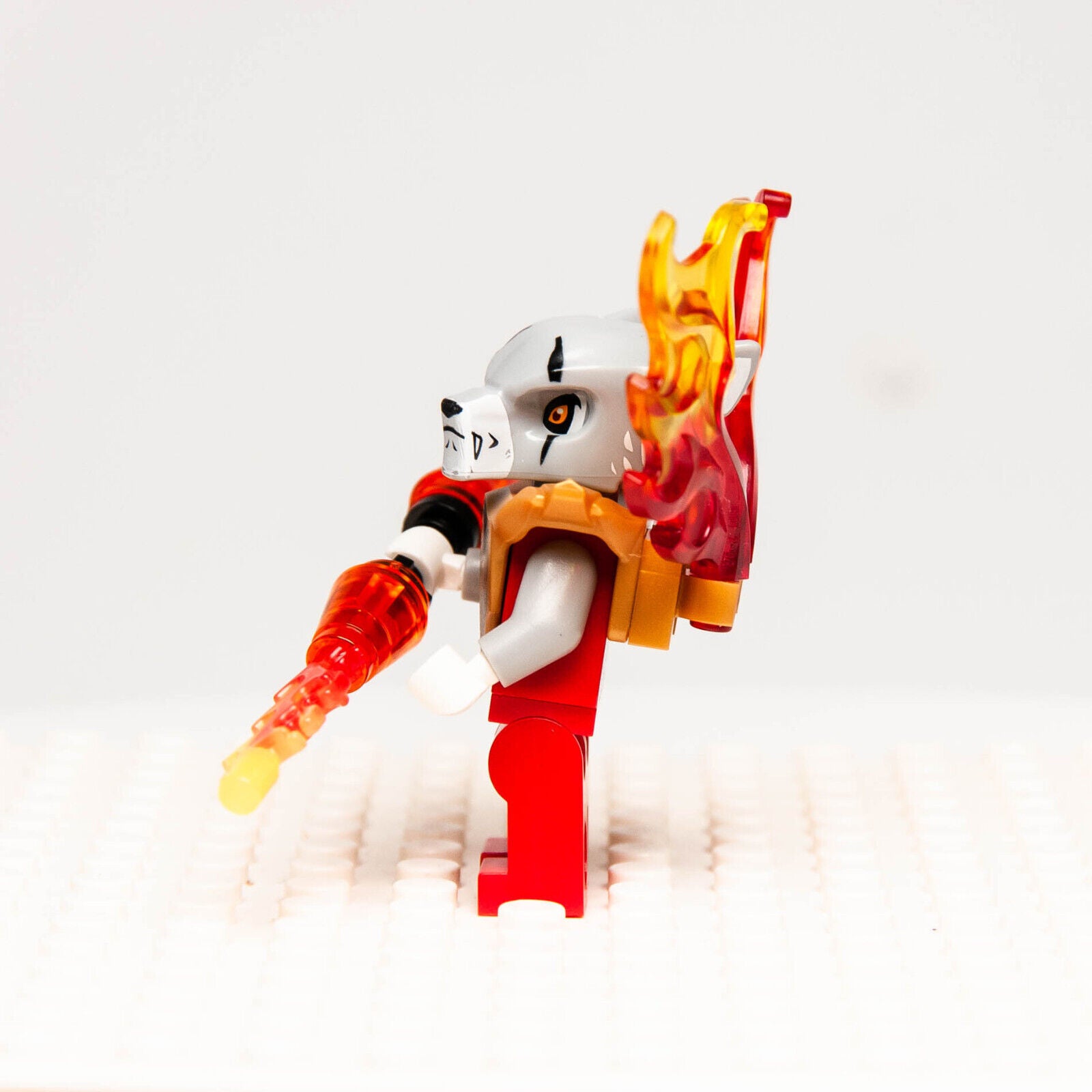LEGO Chima Wolf Minifigure - Worriz Fire Chi Breastplate (loc129) 7022