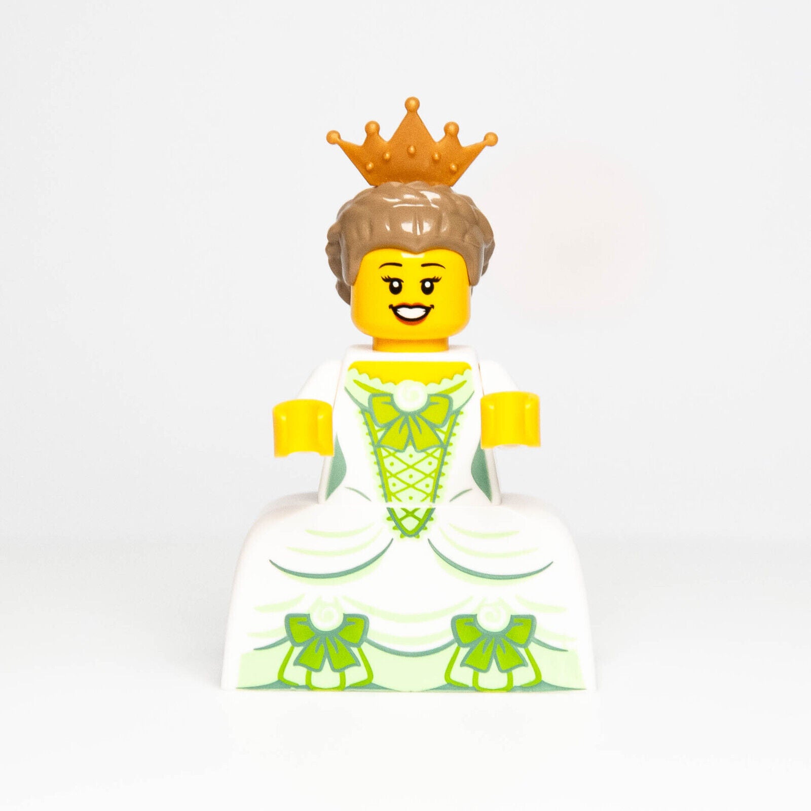 New LEGO 2024 BAM Minifigure - Butterfly Queen - Hoop Skirt Corset Bri