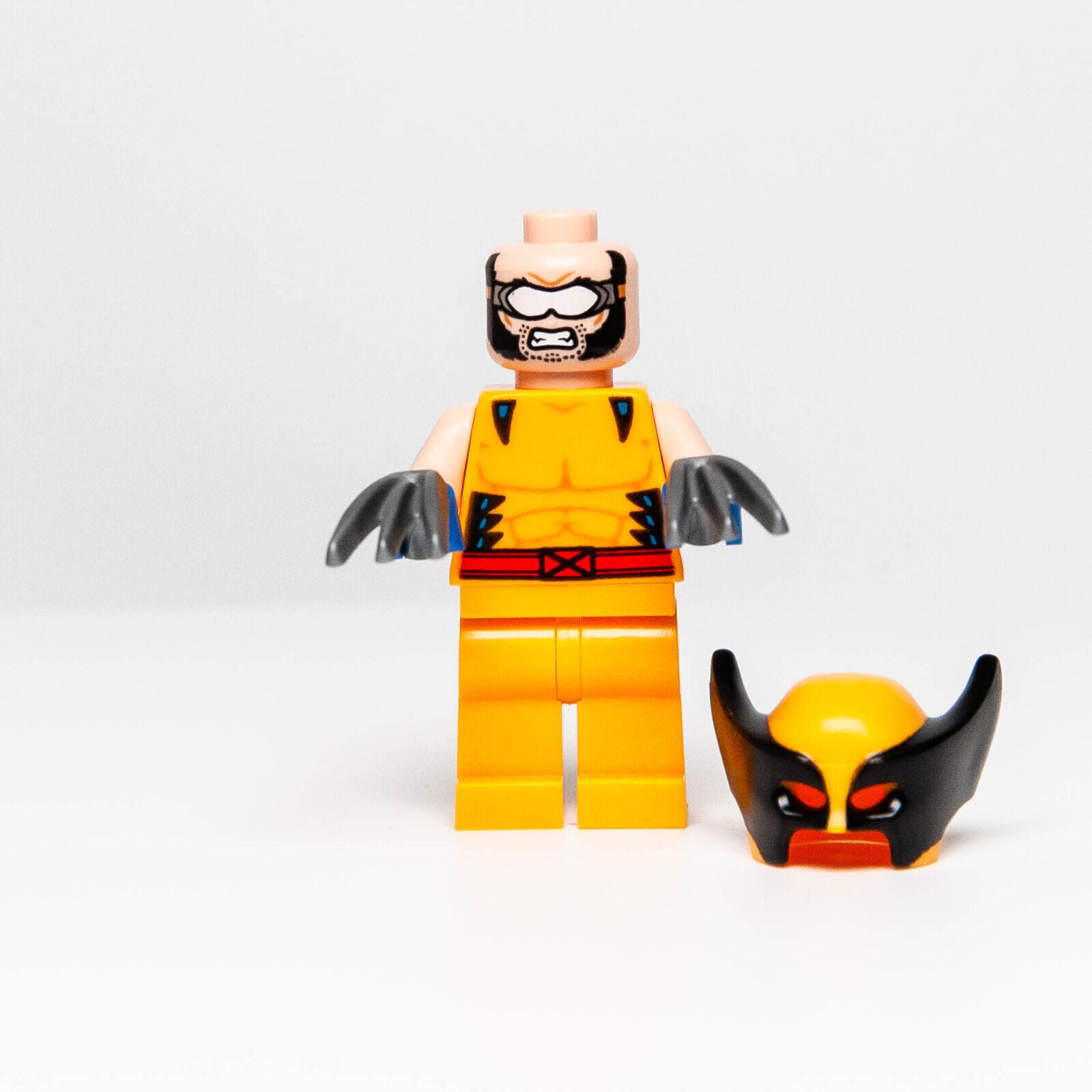 NEW LEGO Wolverine w/ Blue Hands 76202 Marvel X-Men (sh805) plus Claws