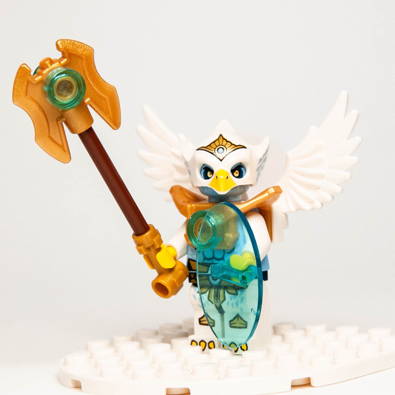 Lego Chima Minifigure: Eris Light Armor (loc005) from 70003