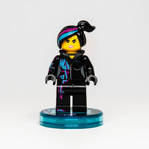 New Lego Minifigure - Wyldstyle w/ Dimensions Base Tag Relic Tile 7120