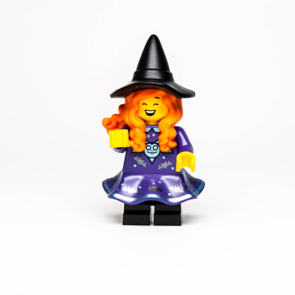 New LEGO BAM 2025 Halloween Minifigure - Cute Happy Witch - Purple Ski
