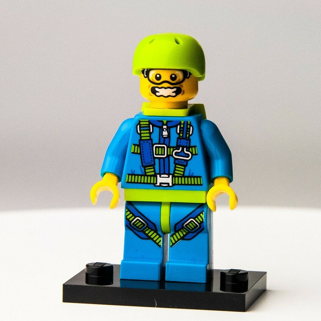 LEGO Skydiver - CMF Series 10 - (col10-6) Minifigure