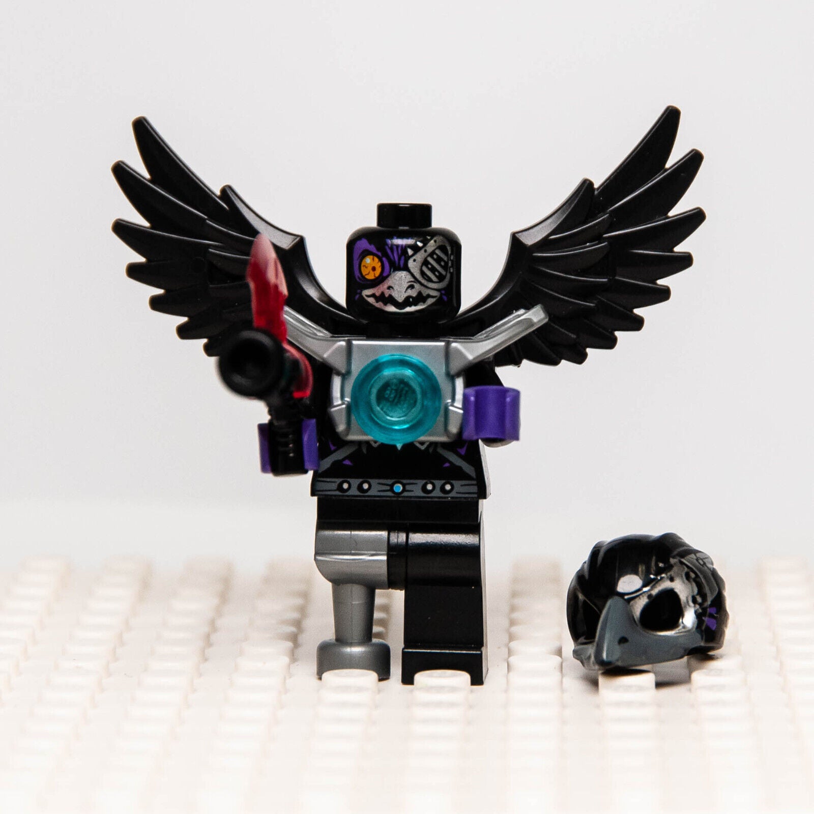 NEW Lego Chima Rizzo Minifigure (loc007) with Weapon