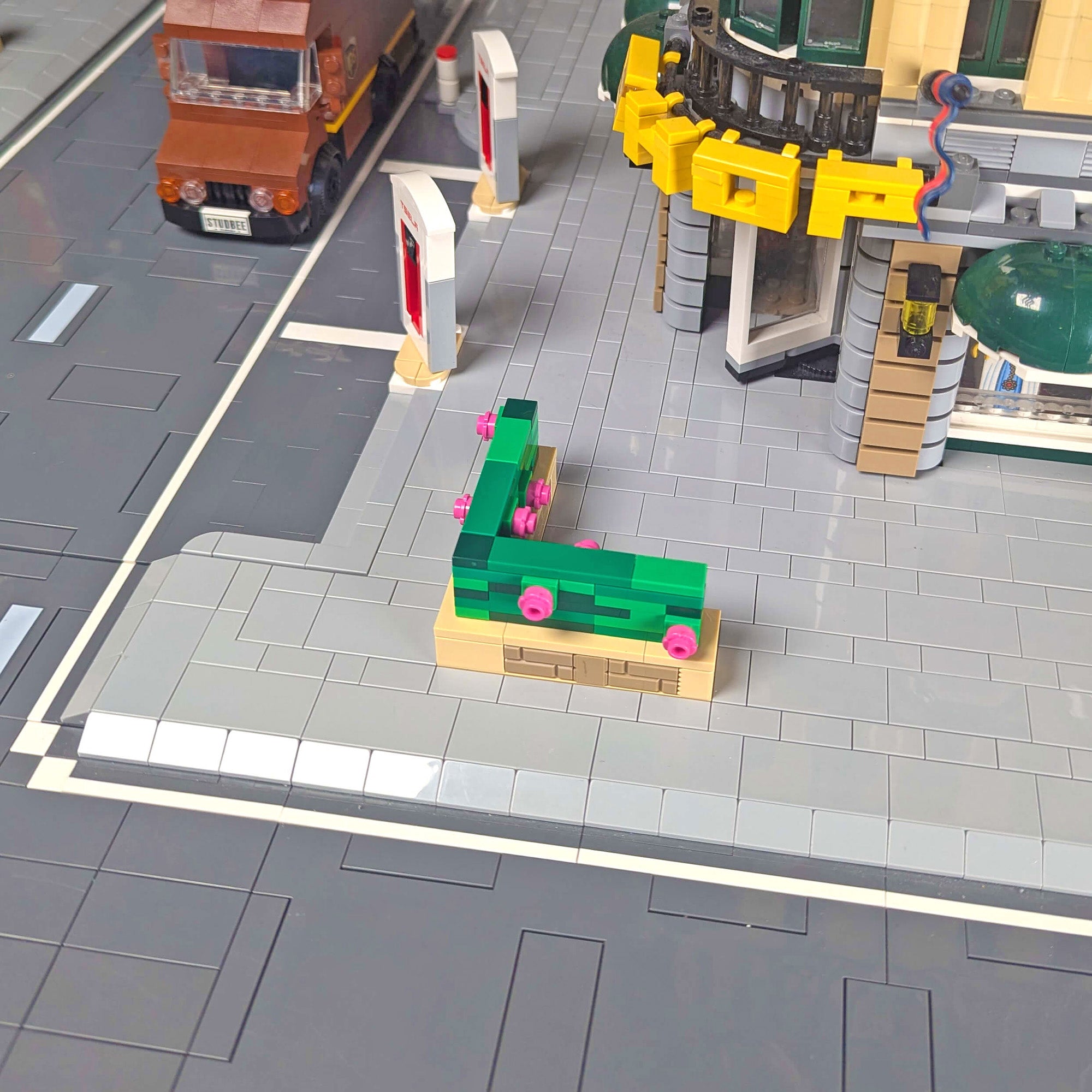 Hedge Planter 'L Shape' Set - Building Set - Made Using LEGO® Parts